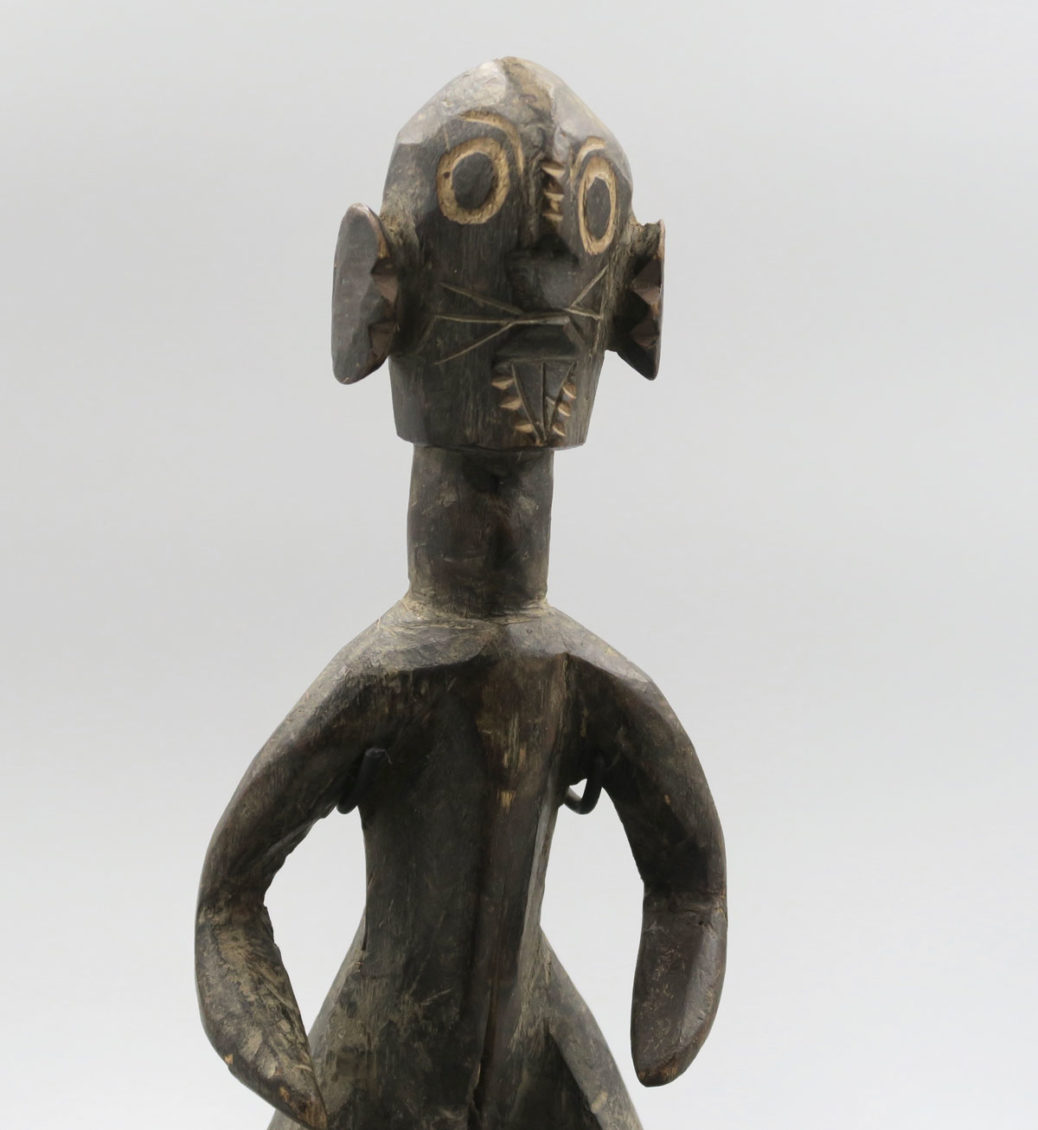Mumuye statue, Nigeria, wood and traces | Galerie Agama